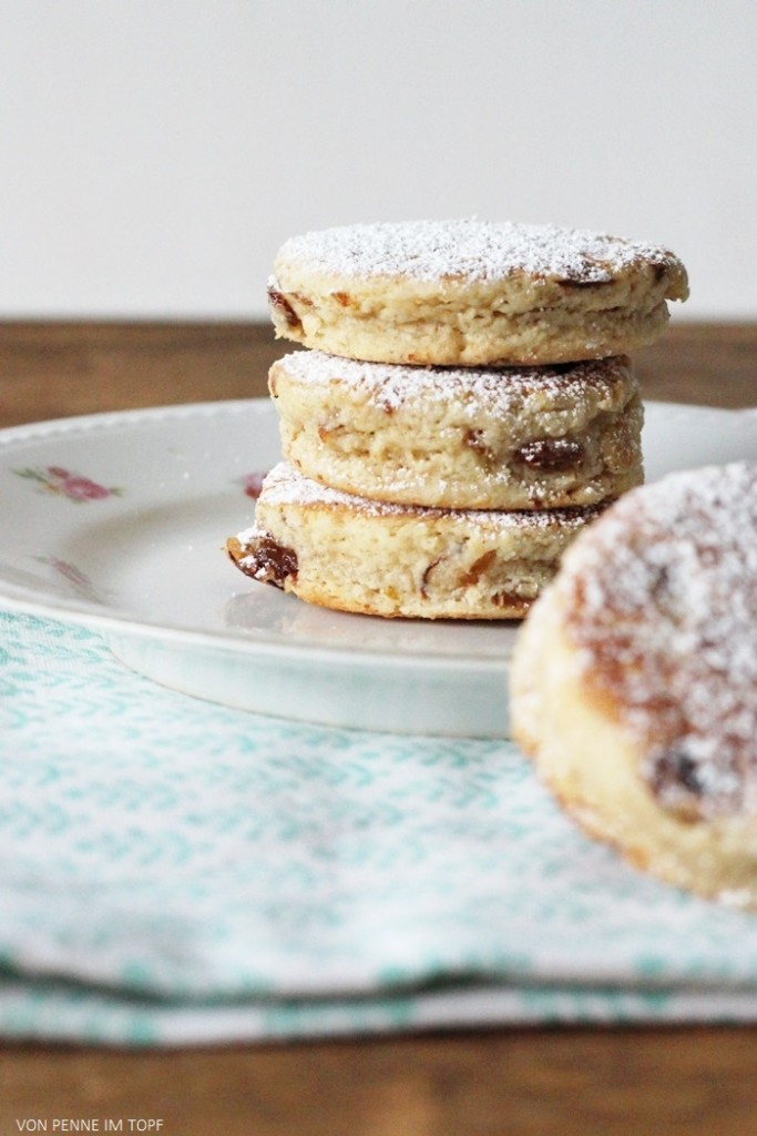 Welsh Crumpets, Pudding & Glamorgan Sausages